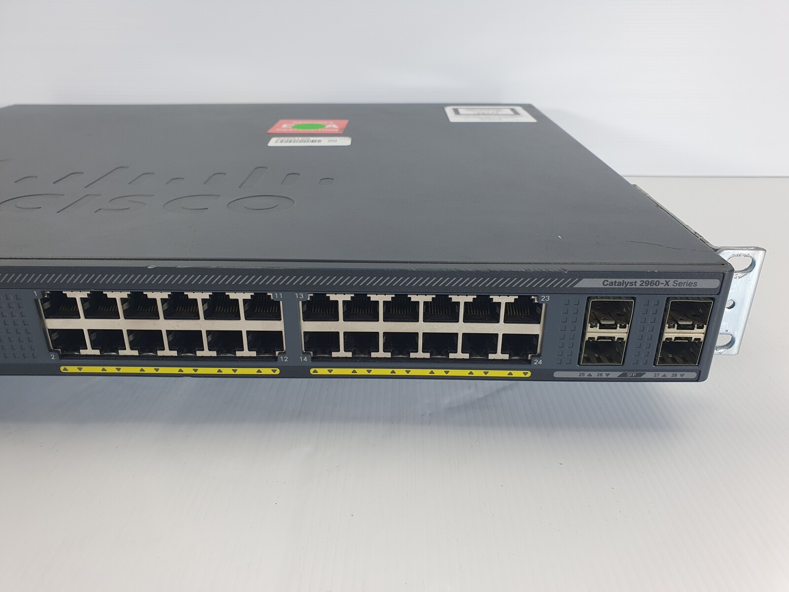 Cisco Catalyst 2960-X Series WS-C2960X-24PS-L V04 24 Port Gigabit ...